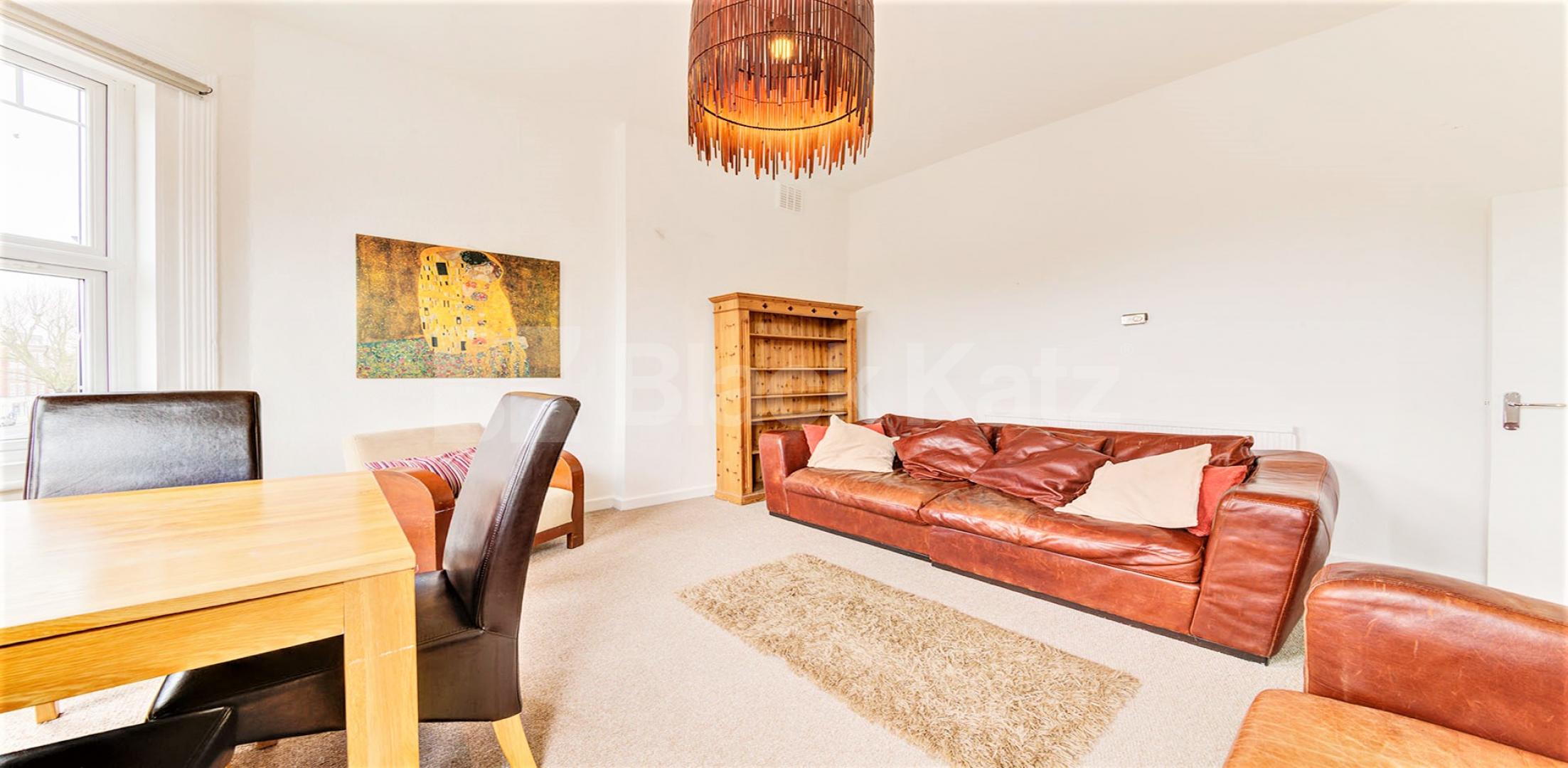 Spacious and modern 2 Bedroom, Furnished Flat in Shoot Up Hill NW2