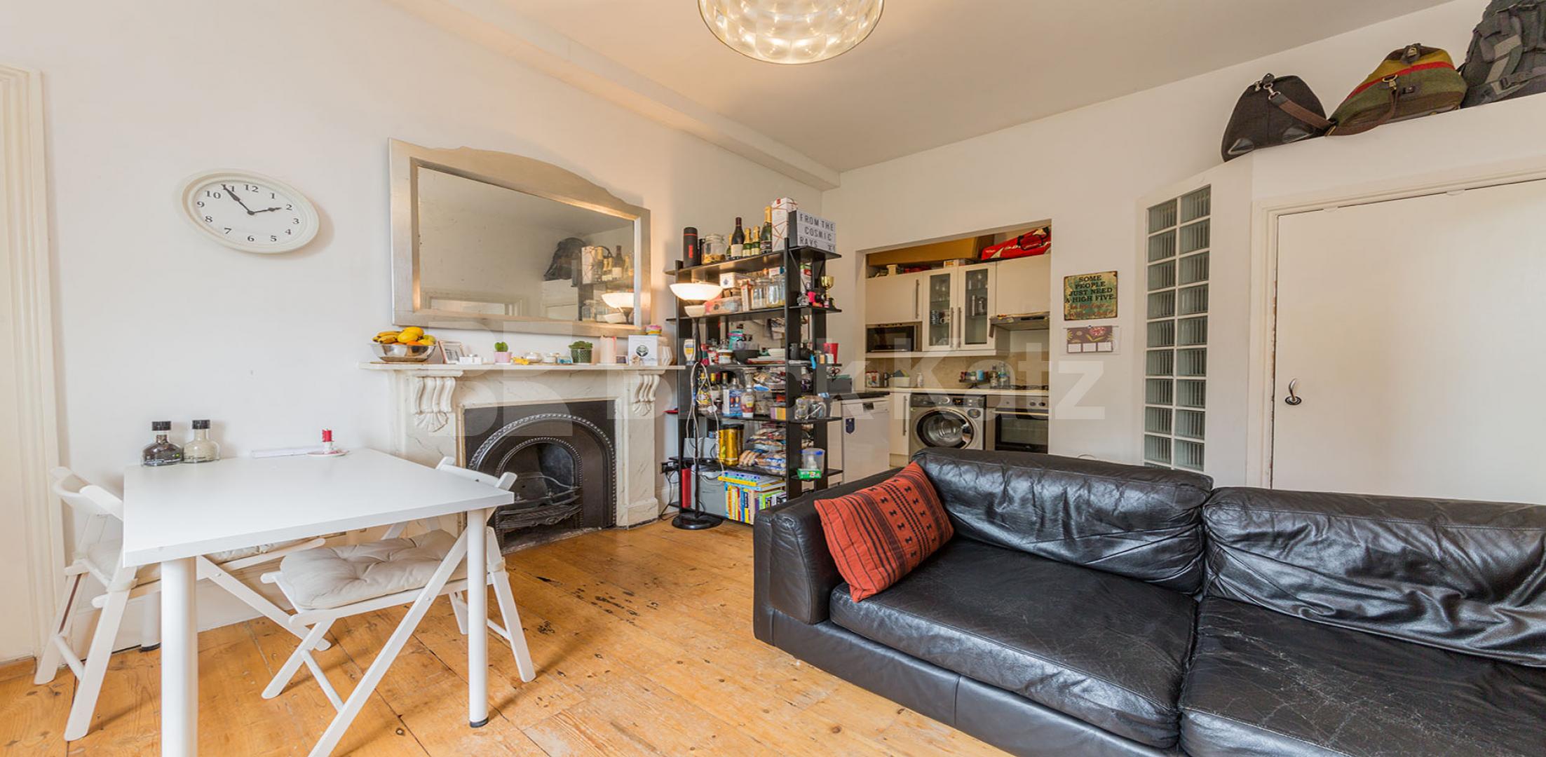 Attractive and inviting residence 1 Bedroom Flat in Highbury New Park N5