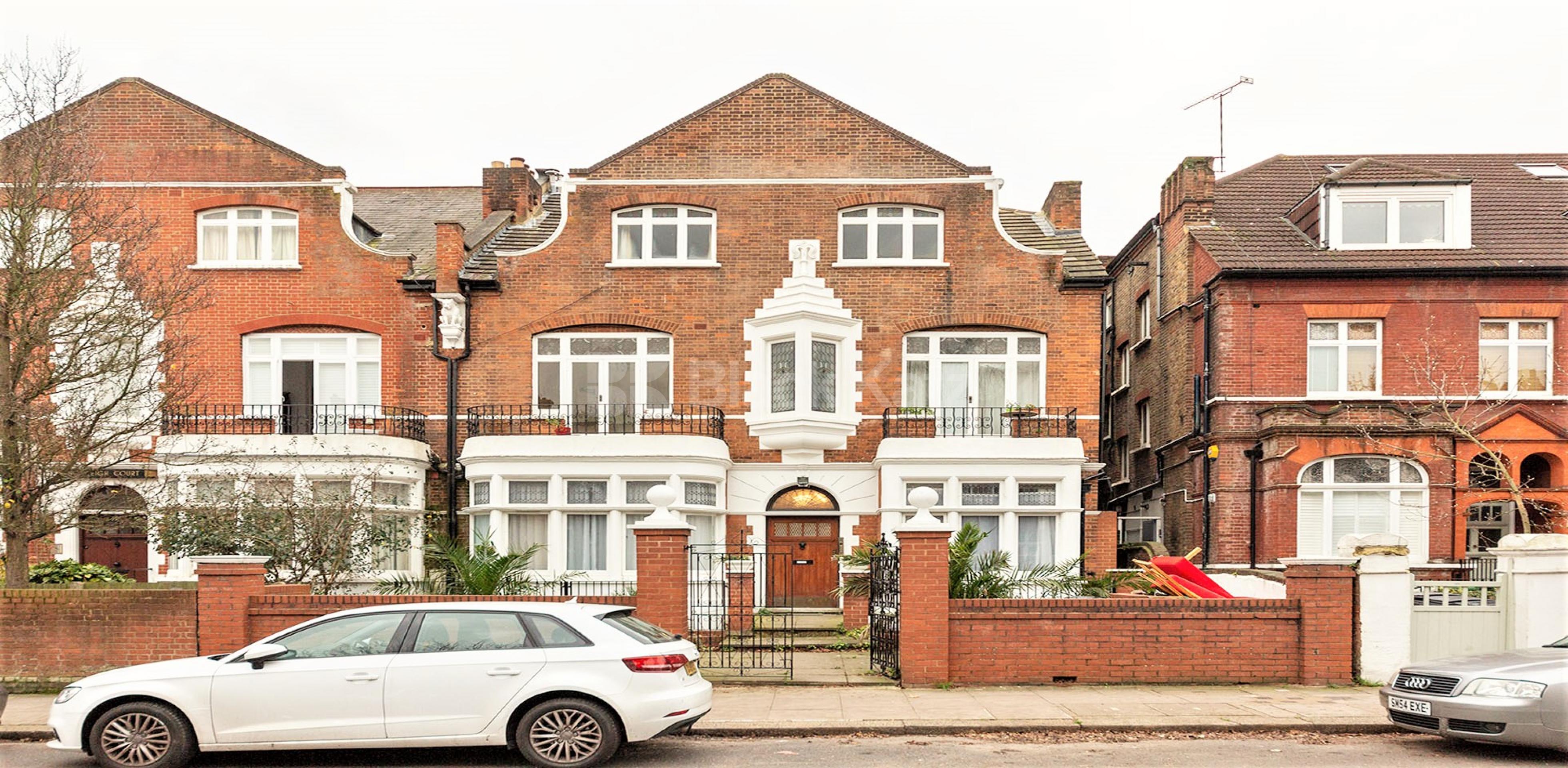 Majestically grand 1 Bedroom Flat in Broadhurst Gardens NW6